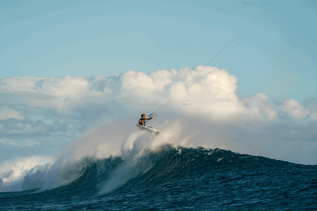 DUOTONE Session SLS ᐅ Your surfboard for carving medium to big waves!