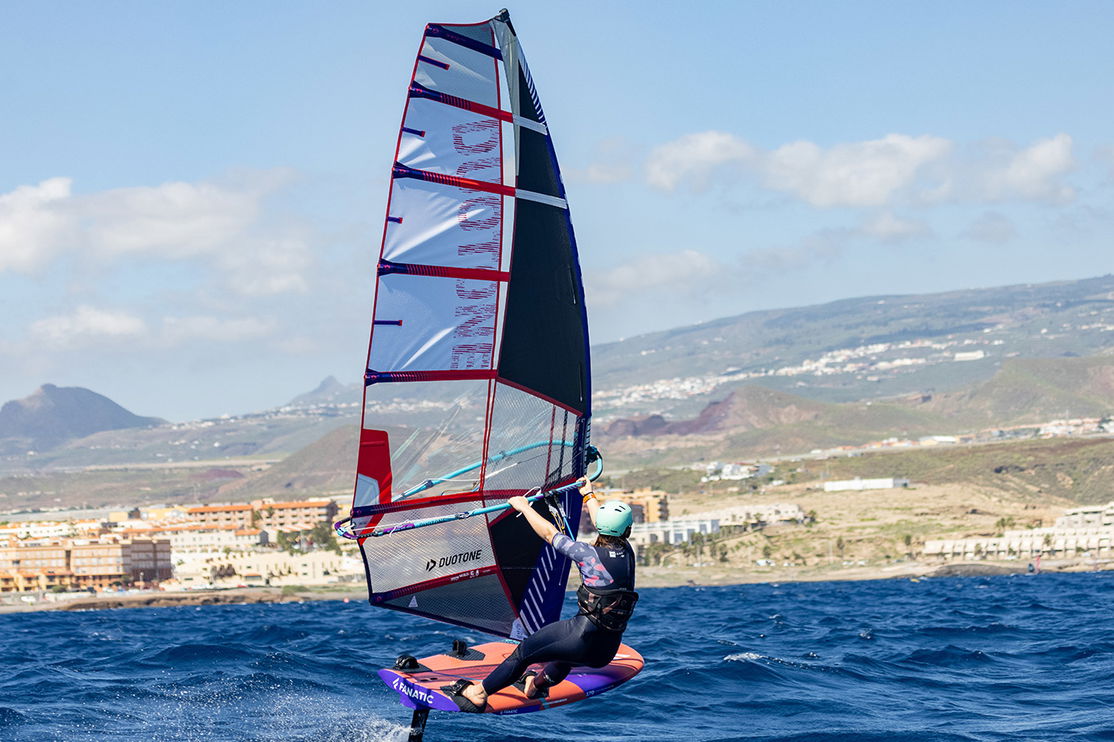 WARP_FOIL 20.23 ᐅ foil racing sail | DUOTONE Windsurfing