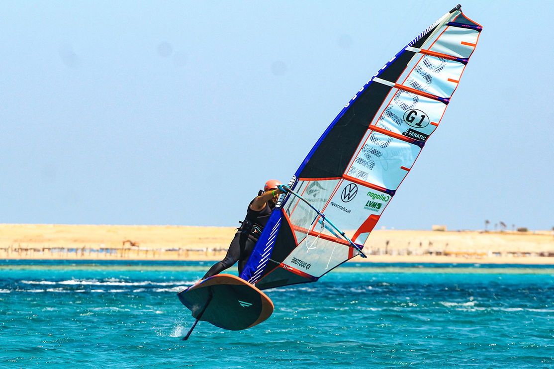 WARP_FOIL 20.23 ᐅ foil racing sail | DUOTONE Windsurfing