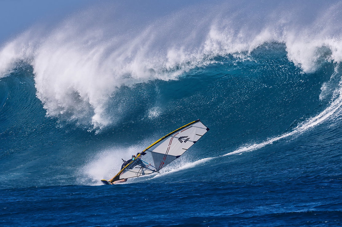 Super_Hero SLS 2024 ᐅ high-end wave sail | DUOTONE Windsurfing
