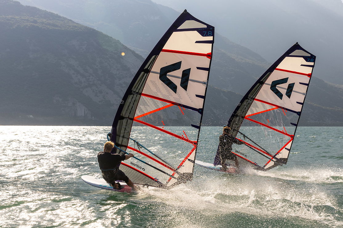 WARP_FIN 2024 ᐅ fin racing sail | DUOTONE Windsurfing