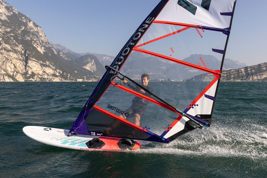 Falcon_Fin D/LAB 2024 ᐅ fin racing board | DUOTONE Windsurfing