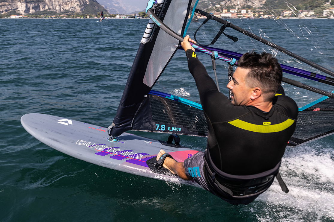 Jag SLS 2024 ᐅ Freerace>