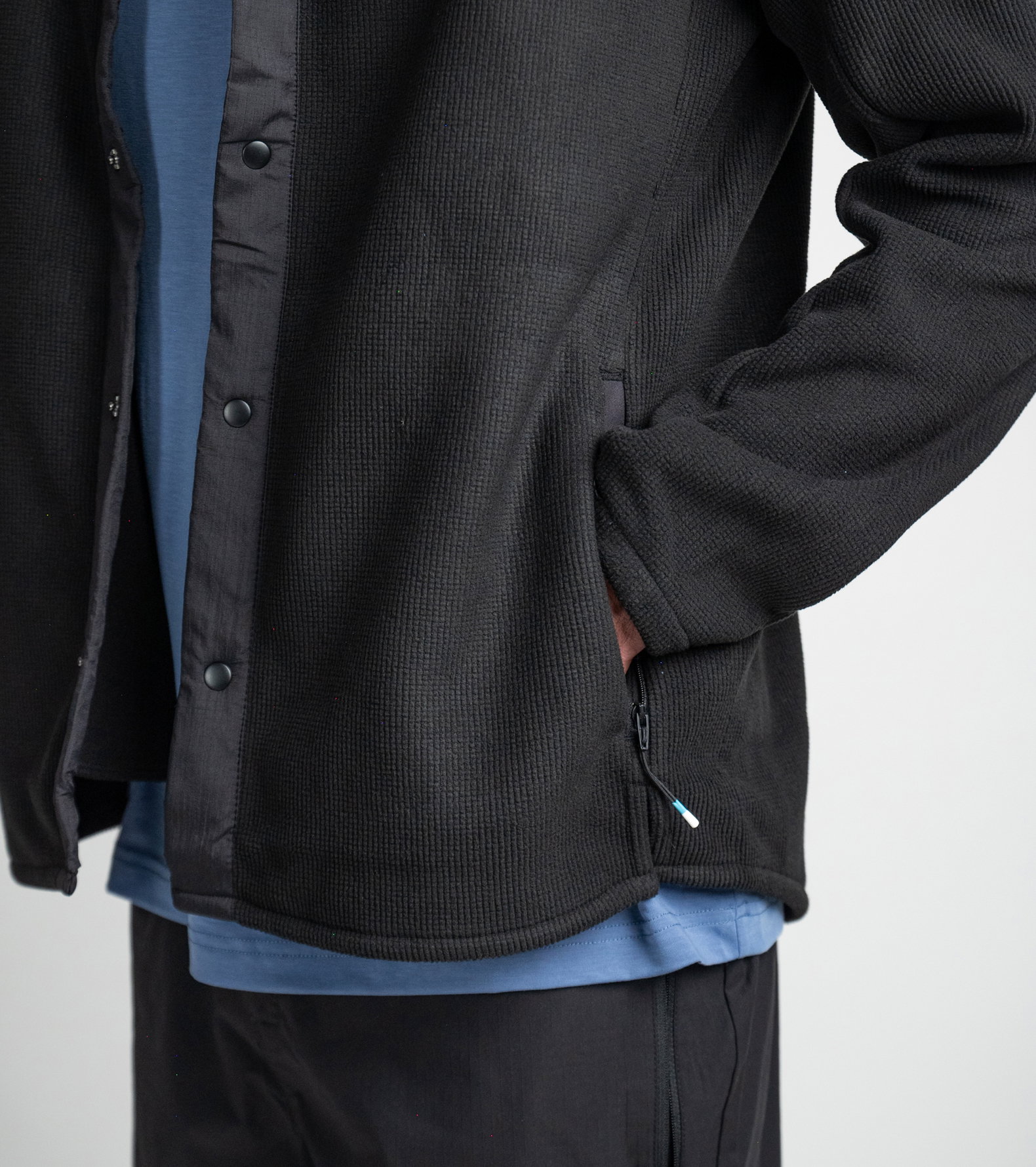 Duotone Explore Fleece Jacket: Stylish Unisex Apparel for Adventures