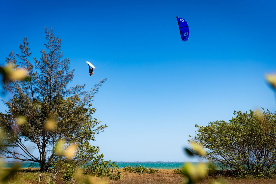 Duotone Evo SLS 2025: Ultimate High-Performance Freeride Kite