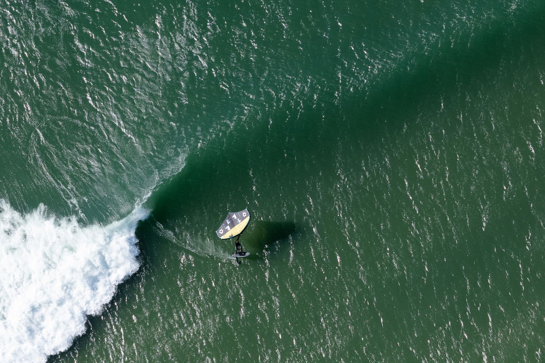 DUOTONE Float 2025 ᐅ Ultra-Light Wave-Specific Wing for Surf and ...