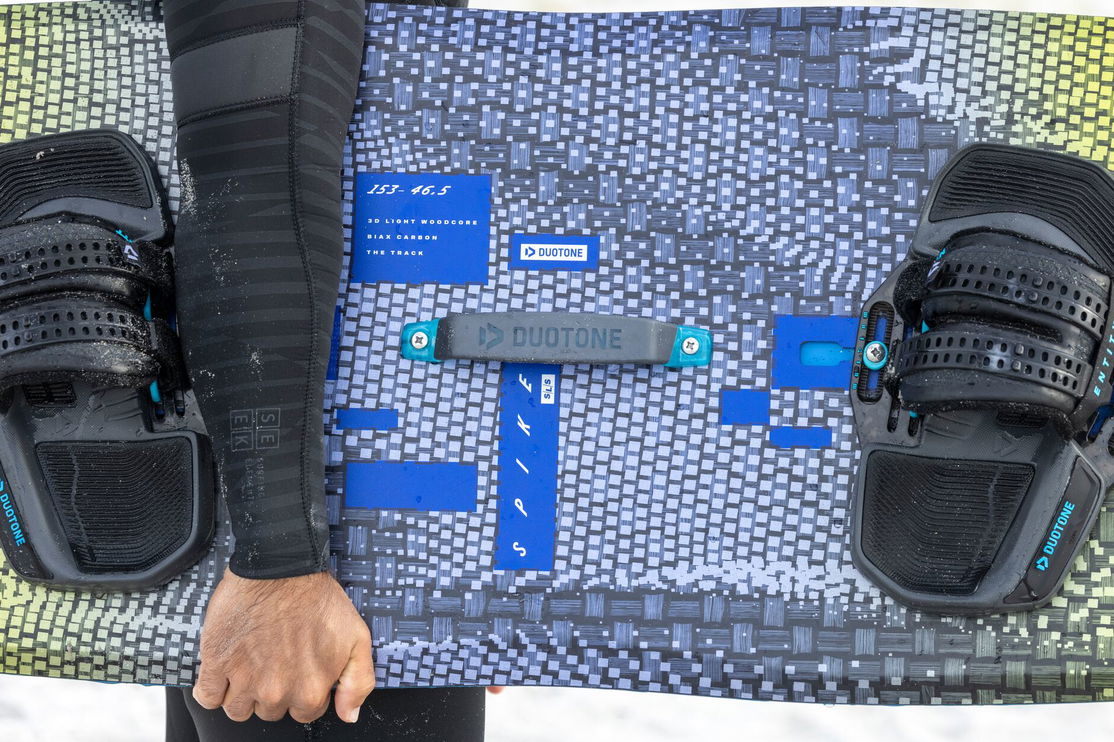 Duotone Kiteboarding Spike SLS 2025 | Ultimate Light Wind Performance ...