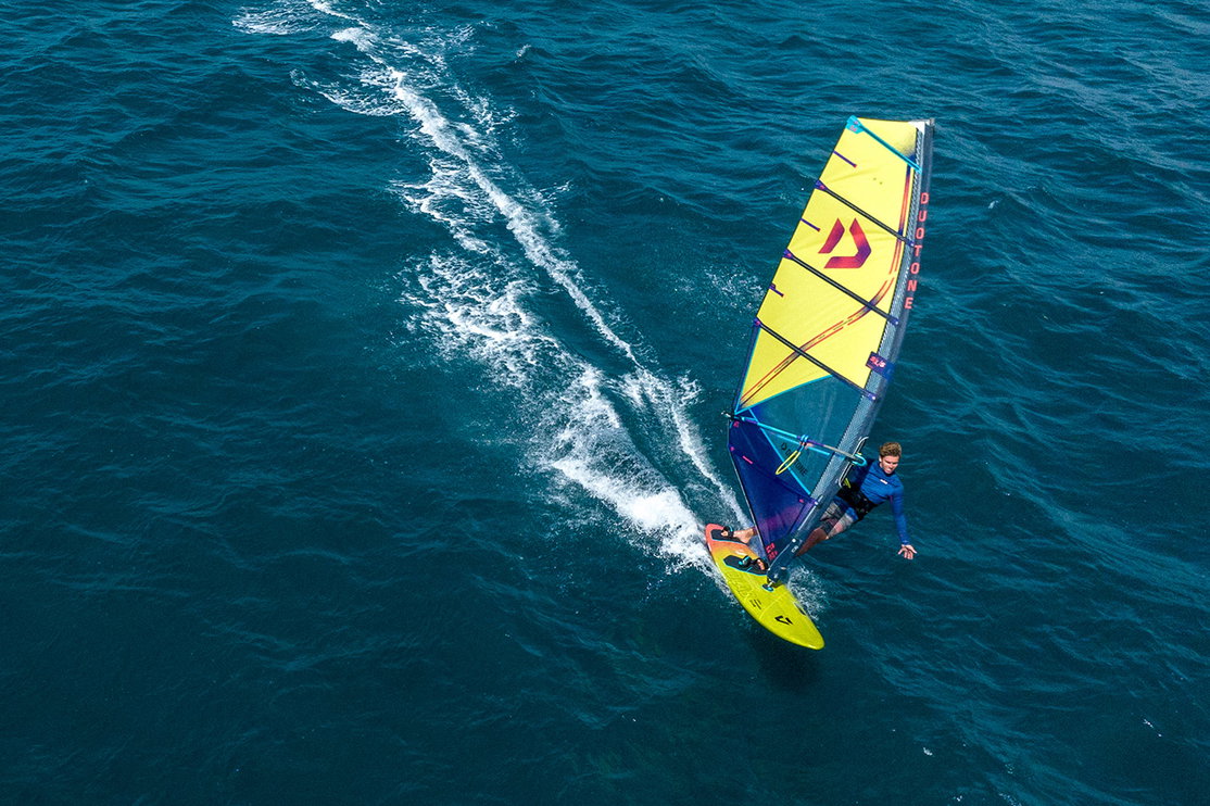 DUKE SLS 2025 ᐅ 5 Batten All-Wave sail | DUOTONE Windsurfing